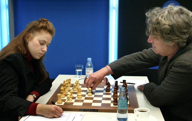 Grootmeester Jan Timman: twee mensen aan het schaakbord, dat is het ...
