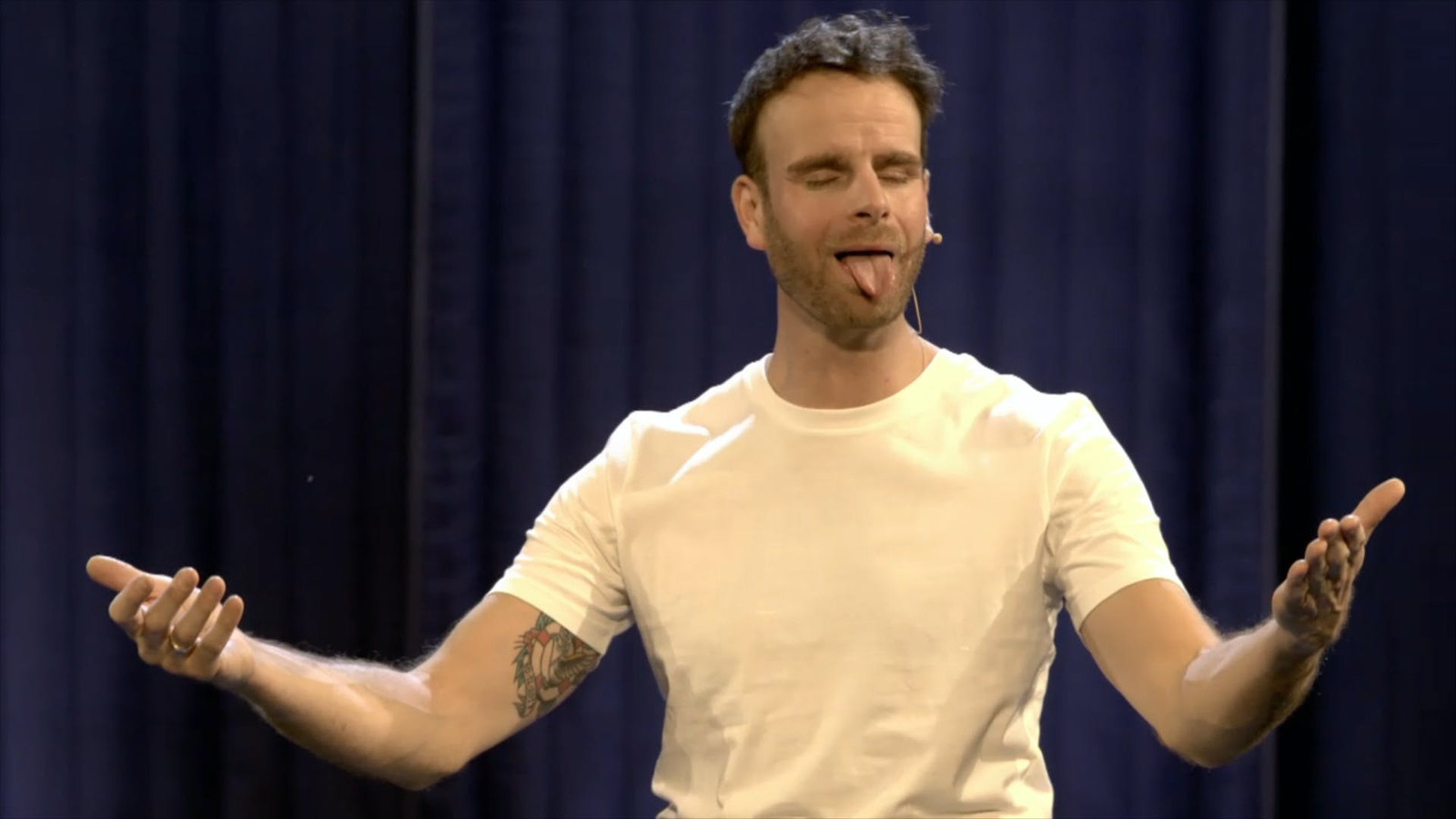 Henry van Loon presenteert Comedy Central-roast Hans Klok | Foto ...