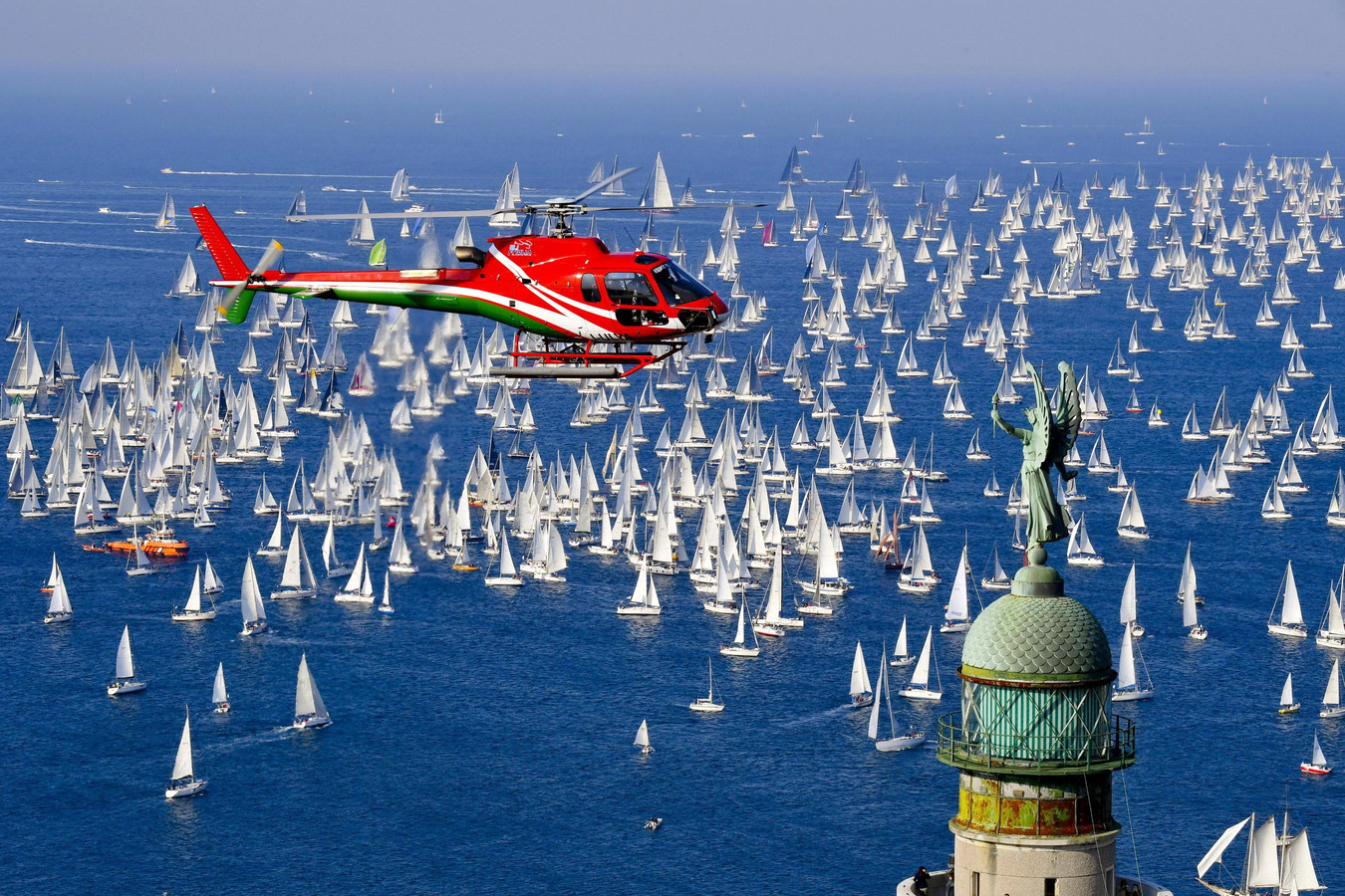 FOTO. Grootste botenrace ter wereld levert prachtige beelden op | Foto ...