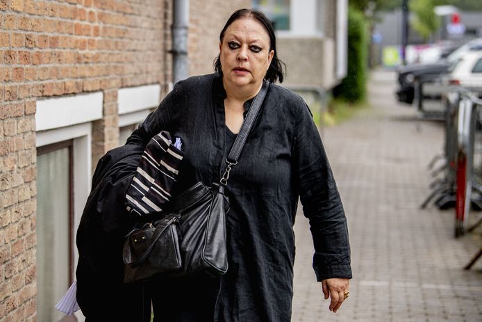 Inez Weski geschorst als advocaat, naam van eigen website gehaald | Binnenland | bndestem.nl