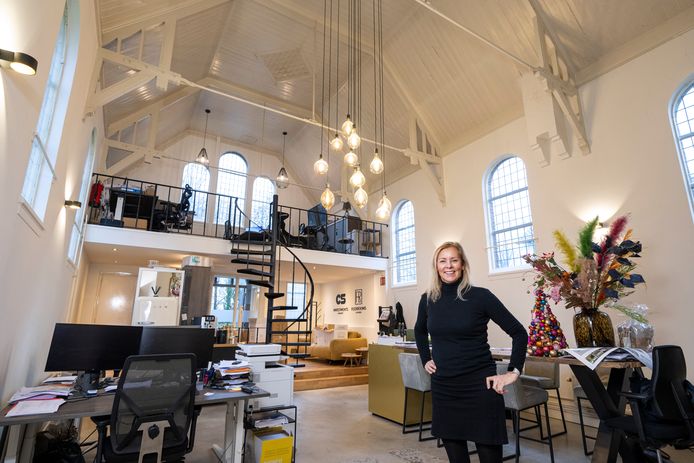 Altijd al in een kerk willen wonen? Voor 695.000 euro kun je er een ...