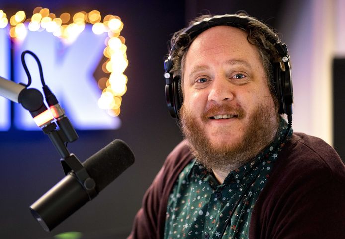 Kink-dj haalt ruim 57.000 euro op met actie voor zorgpersoneel | Show ...