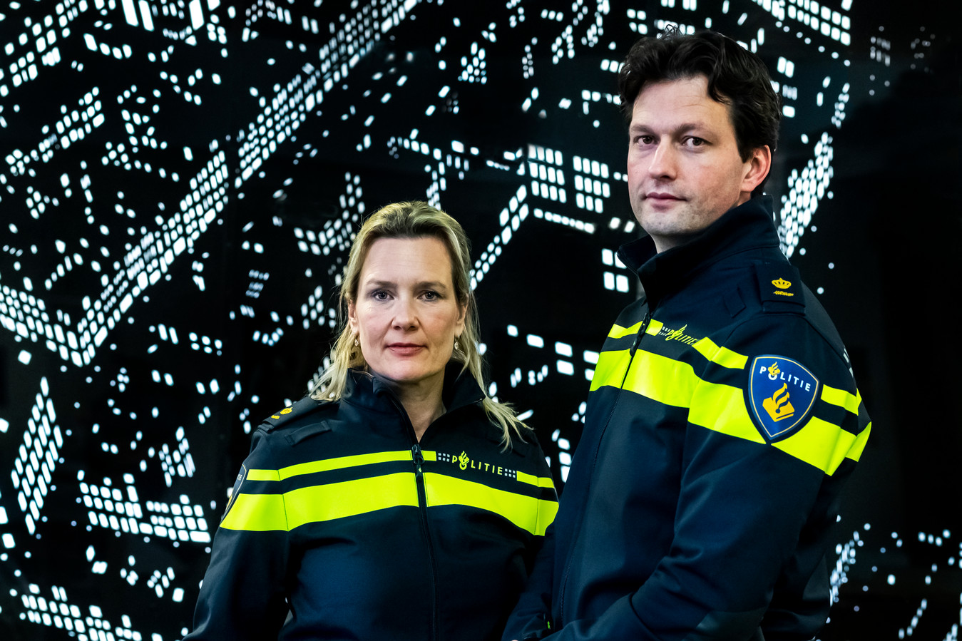 'Agenten zagen bij een slachtoffer dat de telefoon maar bleef afgaan ...