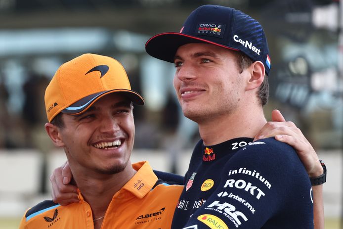 Feestbeest Lando Norris daagt Max Verstappen uit na primeur: ‘Mijn ego heeft ook een boost ...