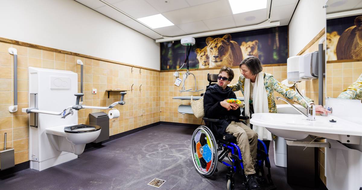 Primeur in de Beekse Bergen: eerste toiletruimte voor mensen met een ...