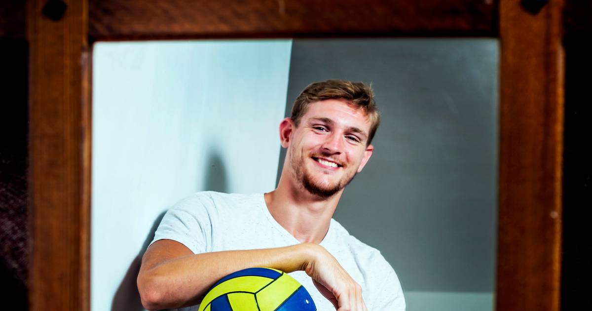 Dordtse waterpoloër Milan de Koff: ‘Ik ben als keeper op mijn plek ...