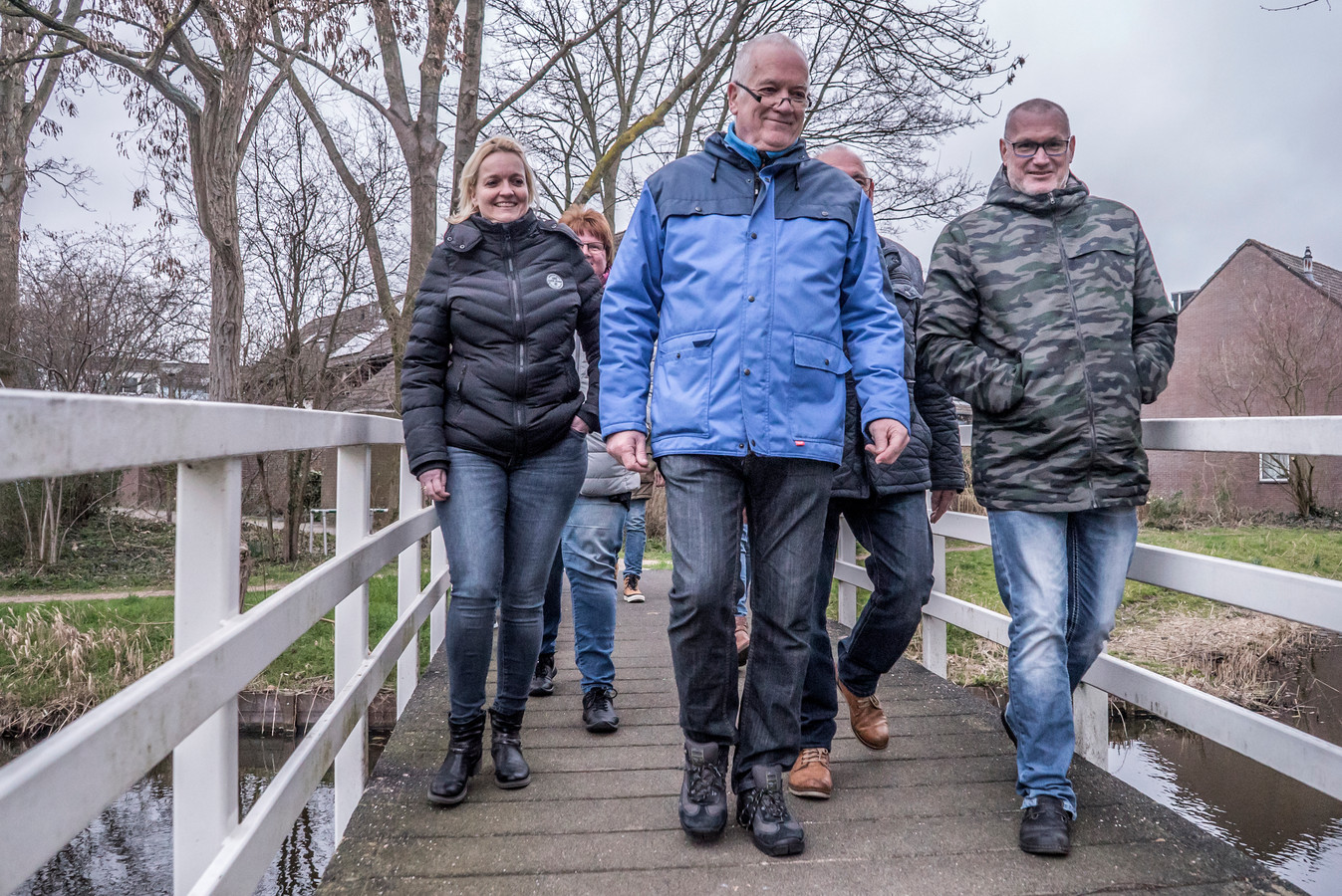 Extra ogen en oren in de wijken: ‘Onzichtbare burgers in de straat ...