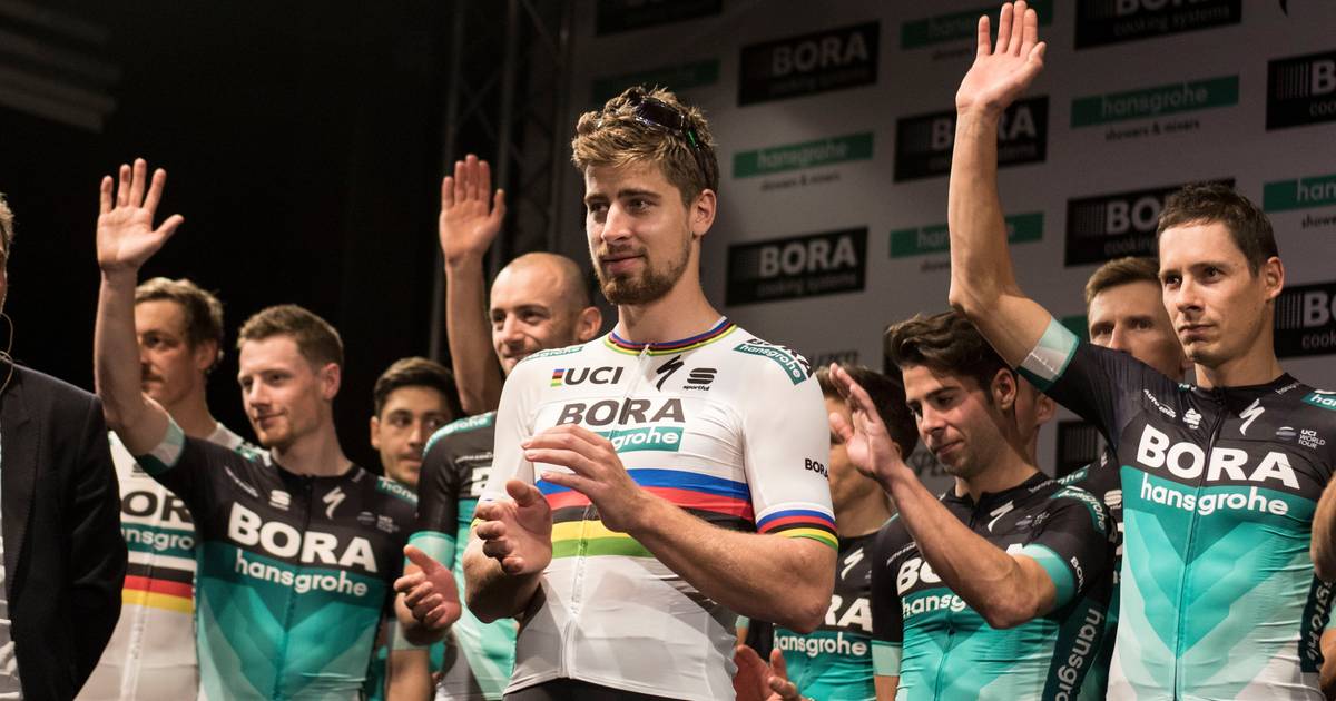 Vleugje rock 'n roll op ploegvoorstelling BORA-Hansgrohe: manager Ralf ...