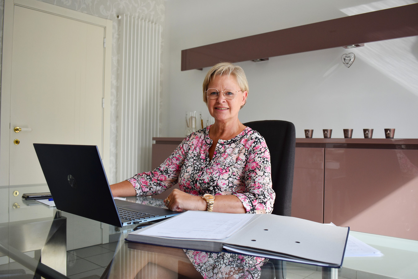 Lydia (56) zoekt mee naar jouw droomhuis onder de Spaanse zon: "Het ...