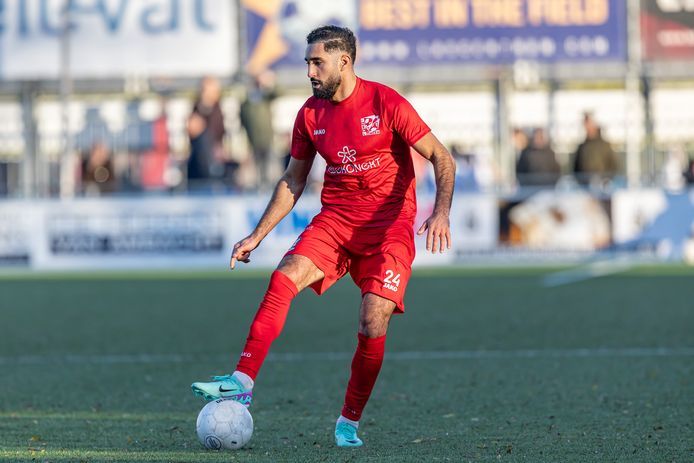 Yusri El Kandoussi flirtte met Sparta en Top Oss maar koos toch voor ...