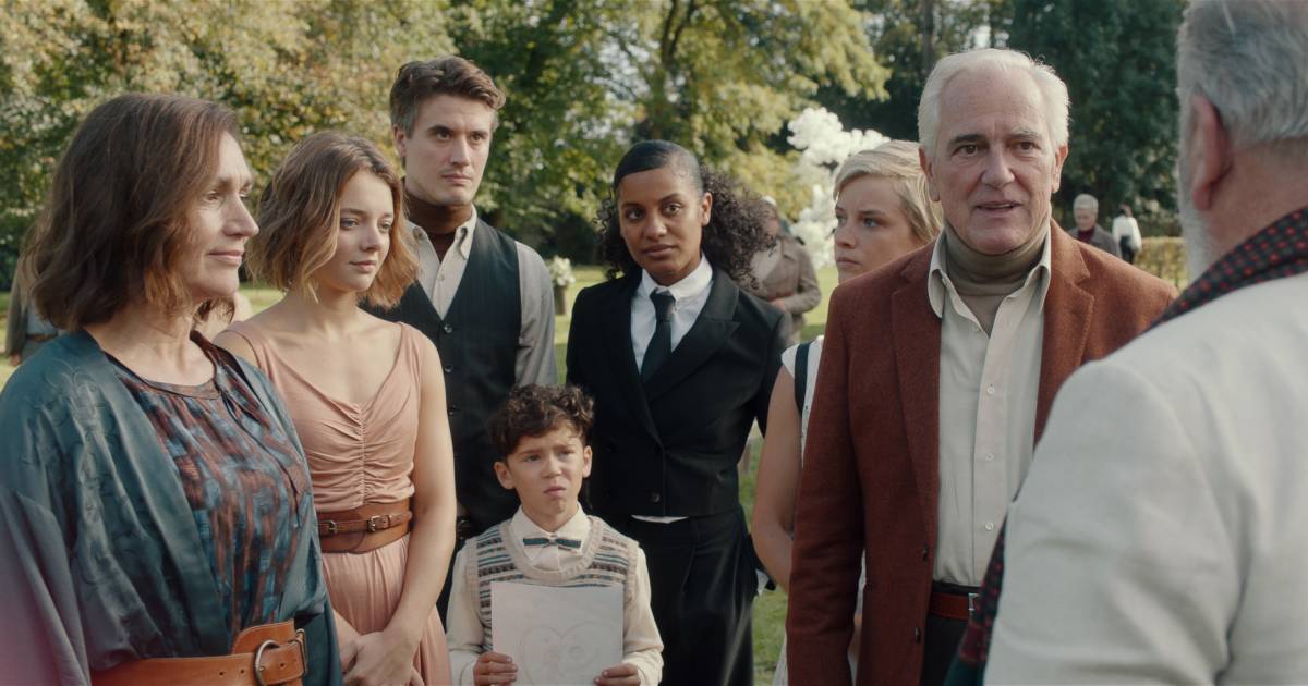 VRT lost eerste beelden van ‘Arcadia’, de reeks van 1 miljoen euro per aflevering | TV | hln.be