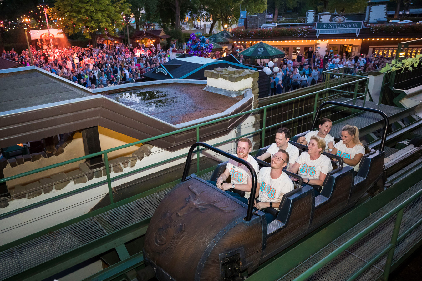 Van zwembad in 1988 tot Pegasus in 2009: de verdwenen attracties van de ...