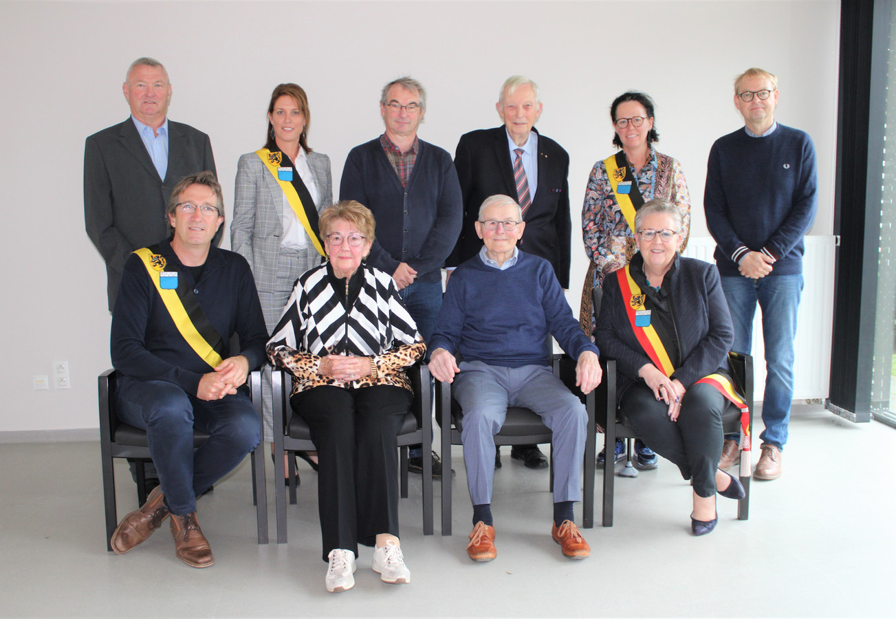 Gilbert Desmet en Maria Devos vieren 65 jaar huwelijksgeluk | Foto | hln.be