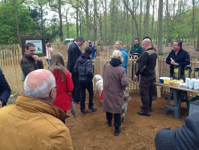 Nieuwe hondenloopzone in Peerdsbos | Brasschaat | hln.be