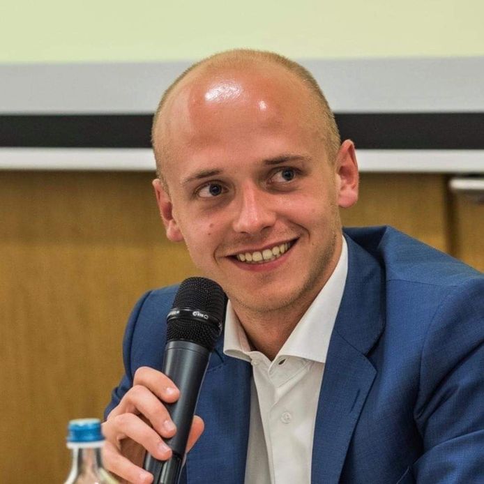 Nieuwe schepen van Jeugd en Mobiliteit Stef Van Calster (30) maakt ...