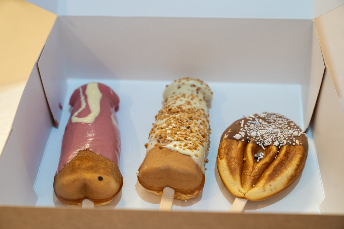 Eén wafel in de vorm van een penis, alstublieft: nieuw wafelconcept ... Eén wafel in de vorm van een penis, alstublieft: nieuw wafelconcept ...