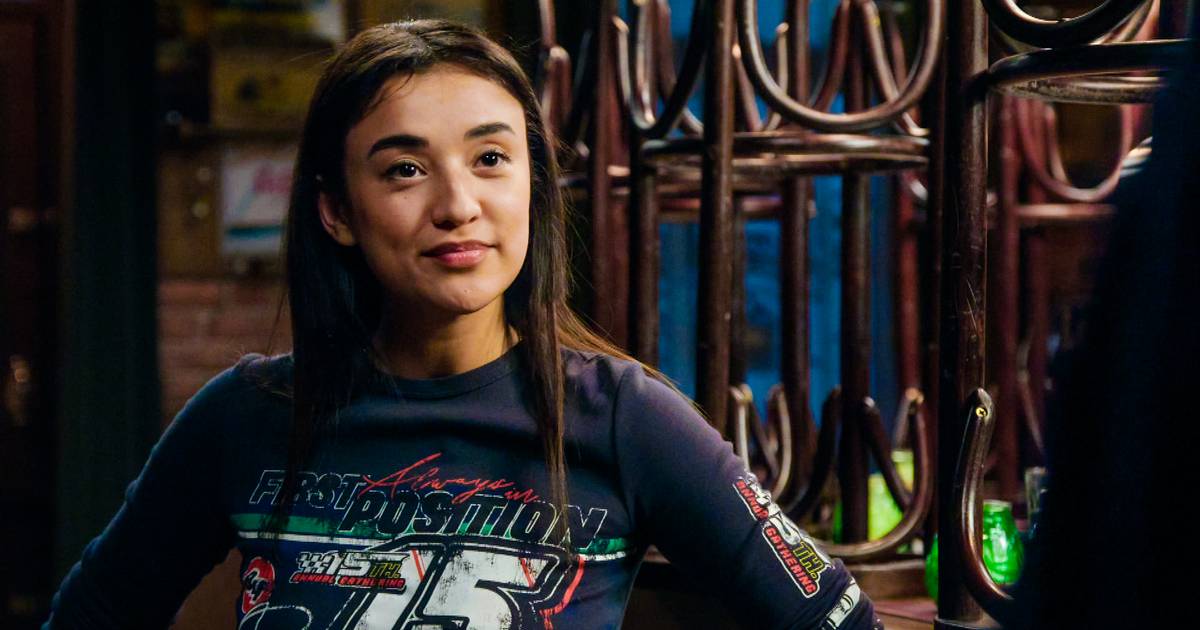 ‘Familie’-actrice Cyra Gwynth dropt drie nieuwe nummers | Muziek | hln.be