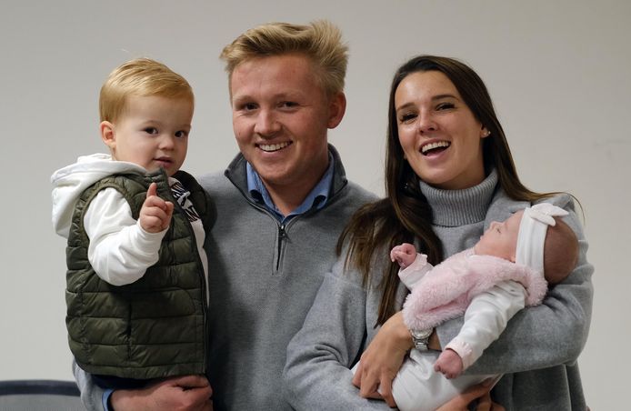 Kelly (23) en Mathieu (24) openen nieuwe traiteurwinkel: “Van ...