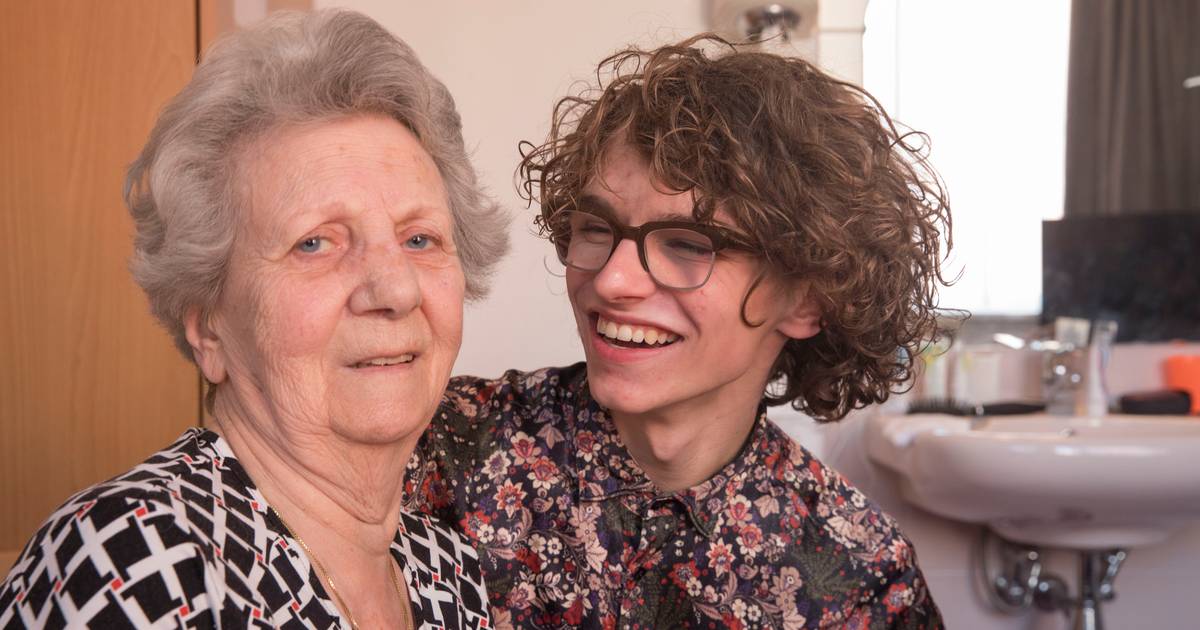 Teun Toebes uit Best maakt YouTube-video's over dementie: 'Ik zeg ...