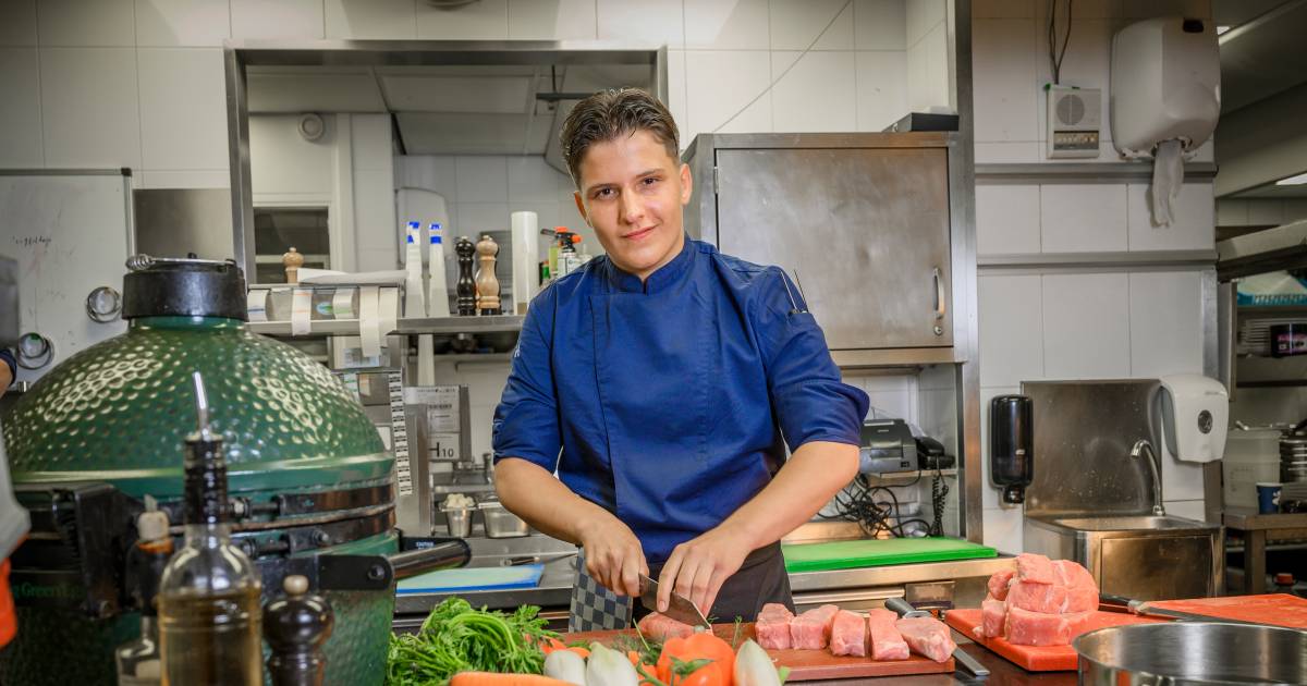 ‘Ratje’ Jacky (17) ging twee jaar niet naar school, nu staat hij in de ...