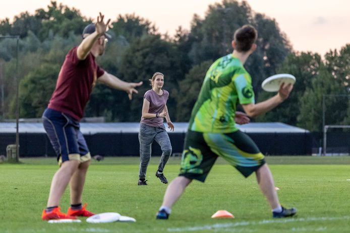 Frisbee alleen als vermaak? ‘Nee, Ultimate Frisbee is zo veel meer dan ...