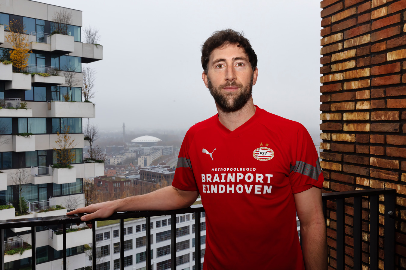 Engelse 'clublegende' verkaste voor de liefde naar Eindhoven en de ...