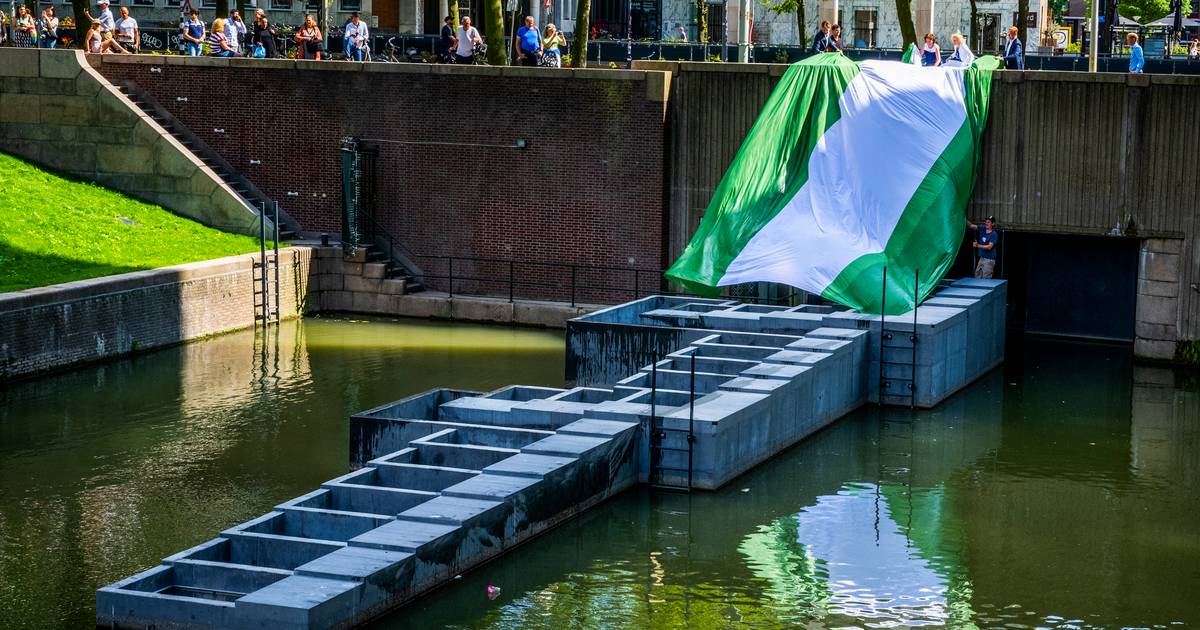 Van lelijkste naar leukste plek van Rotterdam en een springende vis ...