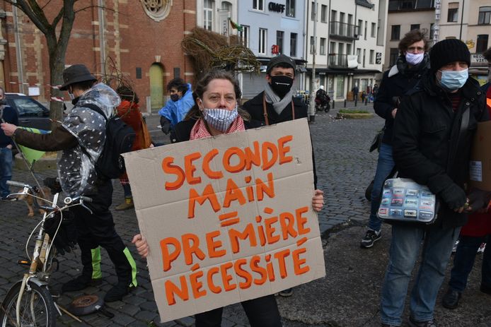 Marollenbuurt kreunt onder maandenlange sluiting rommelmarkt: “Dit is ...