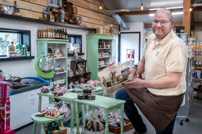 Opening ijsboerderij De Bonte Koe in Best: De passie voor snoep werd ...