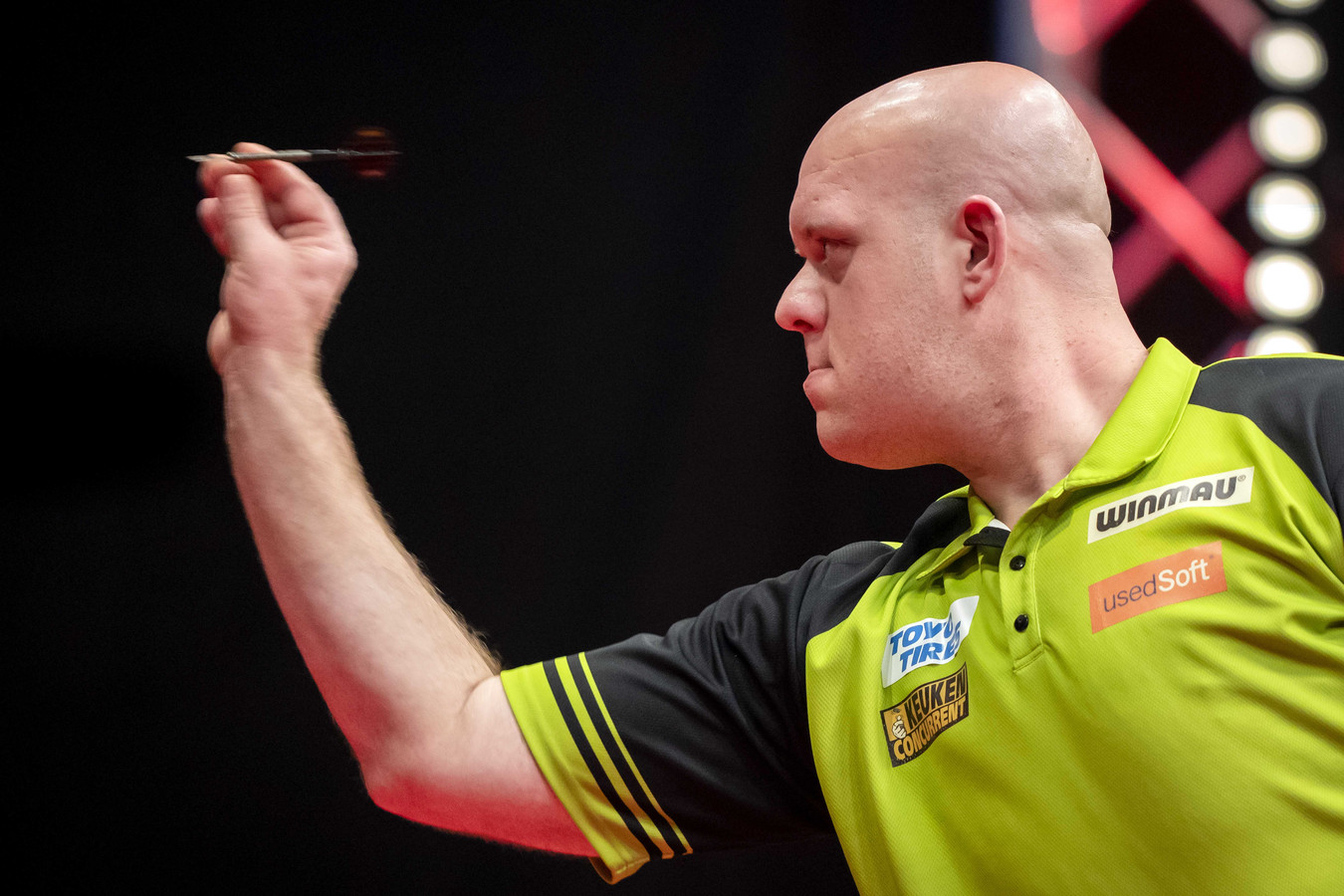 Michael Smith verslaat Michael van Gerwen in halve finale en wint ook finale in Manchester ...