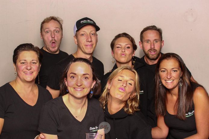 Elaba Nevele geeft nieuwjaarsklink | Deinze | hln.be