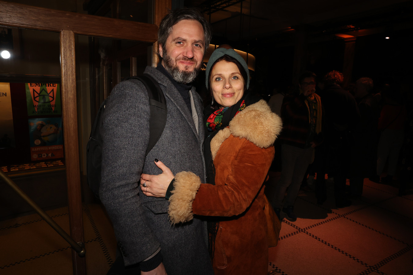 IN BEELD. Cast van ‘Zillion’ keurt ‘De Acht Bergen’ | Foto | hln.be