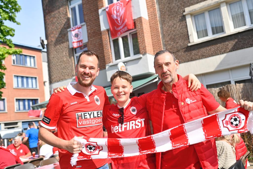 150 Antwerp-supporters ontbijten samen voor de match: "Er zijn er die ...