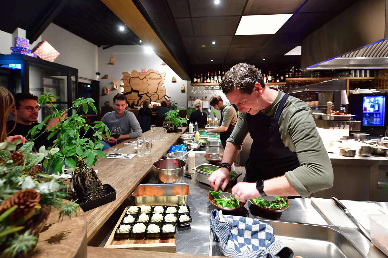 Bij restaurant Lova in Hoeven weten ze wat smaak is | Foto ...