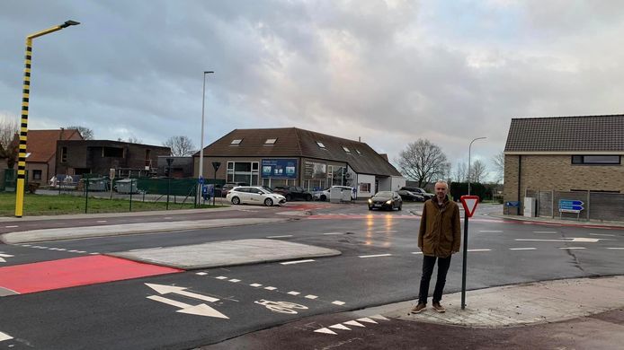 Kruispunt Den Uil opnieuw open voor verkeer: “Snelheidsremmende maatregelen voor veiliger ...
