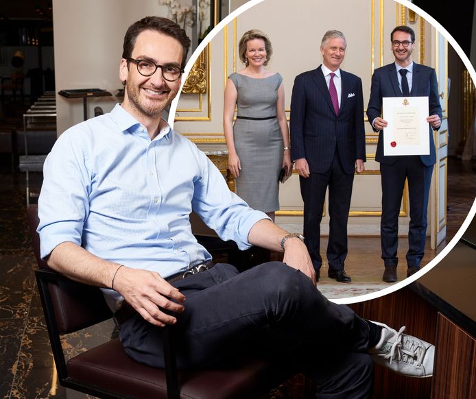 Frédéric is al 10 jaar dé kapper van koningin Mathilde: “Ik sta meestal ...