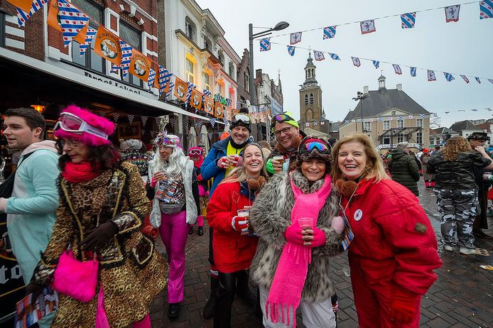 Tullepetaonen klûnen langs Friese elfsteden | Roosendaal | bndestem.nl