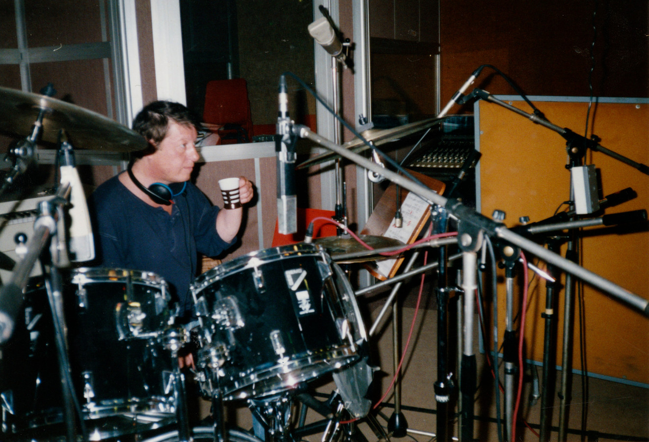 Een van de beste drummers van Nederland vermaakte zich de laatste jaren ...