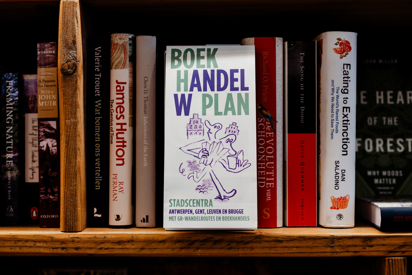 Stad lanceert wandelplan langs literaire plekken in Antwerpen | Foto ...