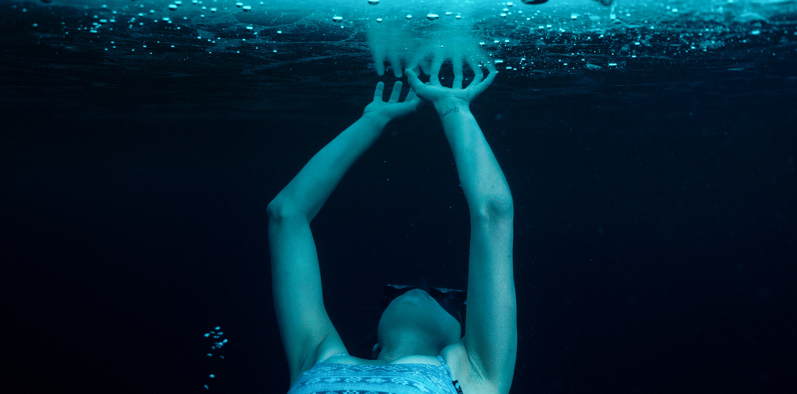 Nederlands duo strikte Idris Elba: ‘Hij krijgt duizend verzoeken per ...