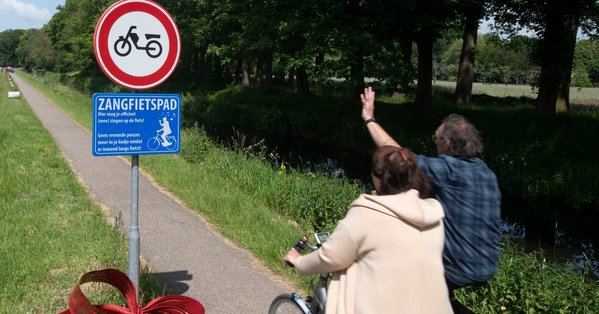 Schaamteloos Oerend Hard zingen op de fiets? Hier in Salland kan dat ...