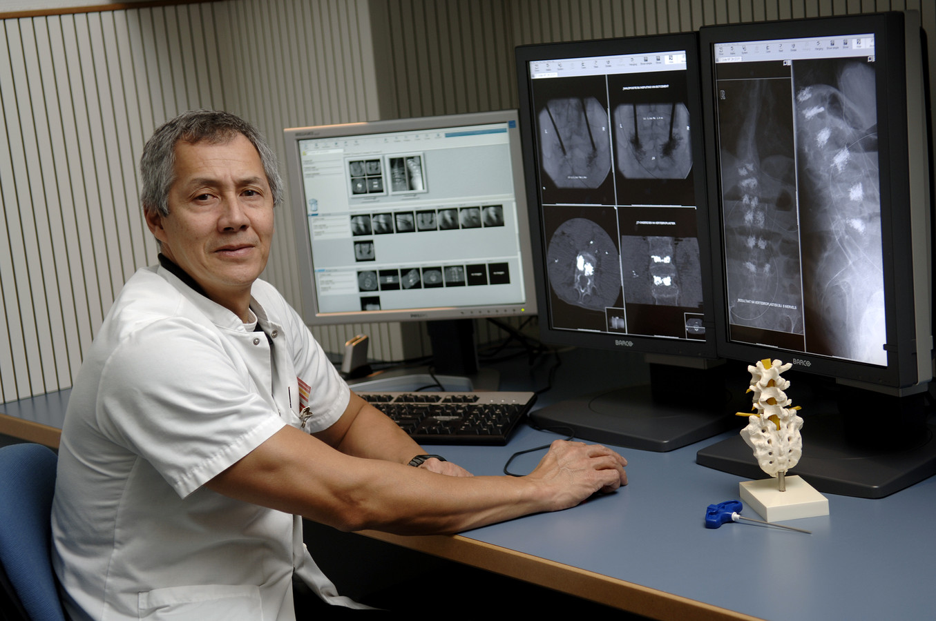 Ontwerper vaccin voorspelde meer varianten coronavirus; het inperken ...