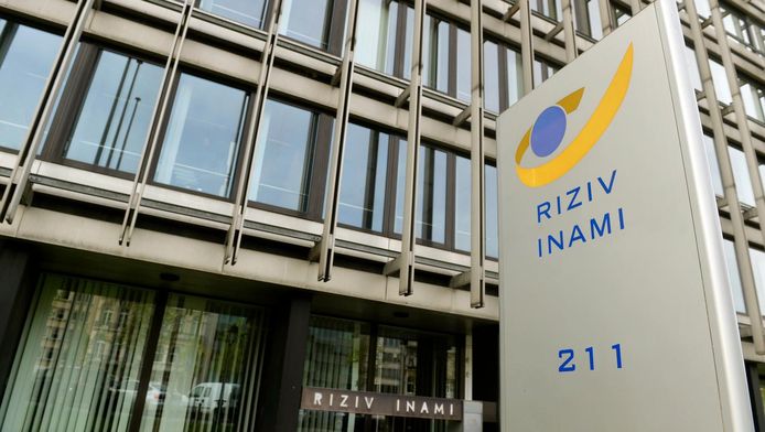 L'Inami épargnera 1,7 milliard d'euros grâce aux médicaments génériques ...