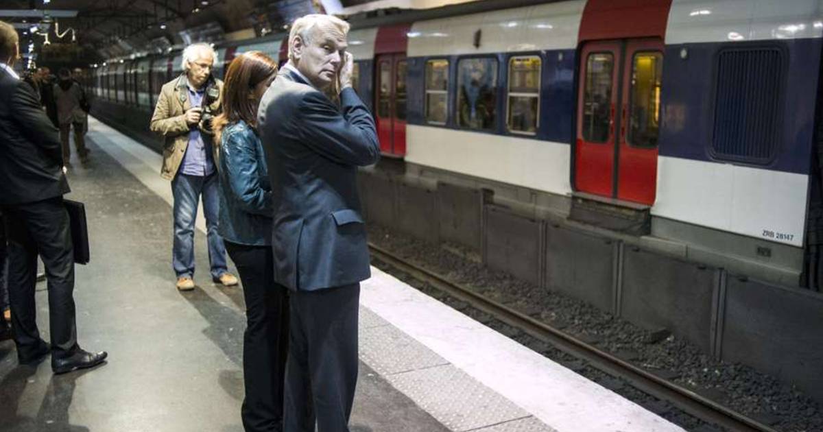 Des trains RER sautent des arrêts pour éviter les retards | Monde ...