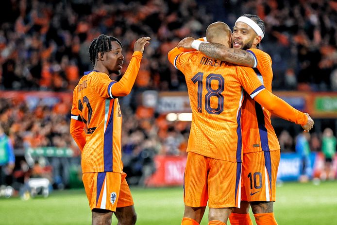 Naast je patat met frikandel óók de zweetband van Depay bestellen? Bij ...