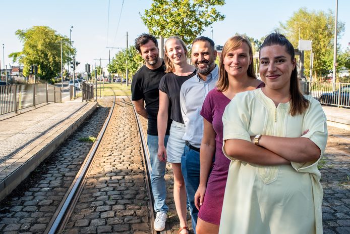 Manal Toumi (30) trekt lijst PVDA Deurne: “Ons district wordt bestuurd ...