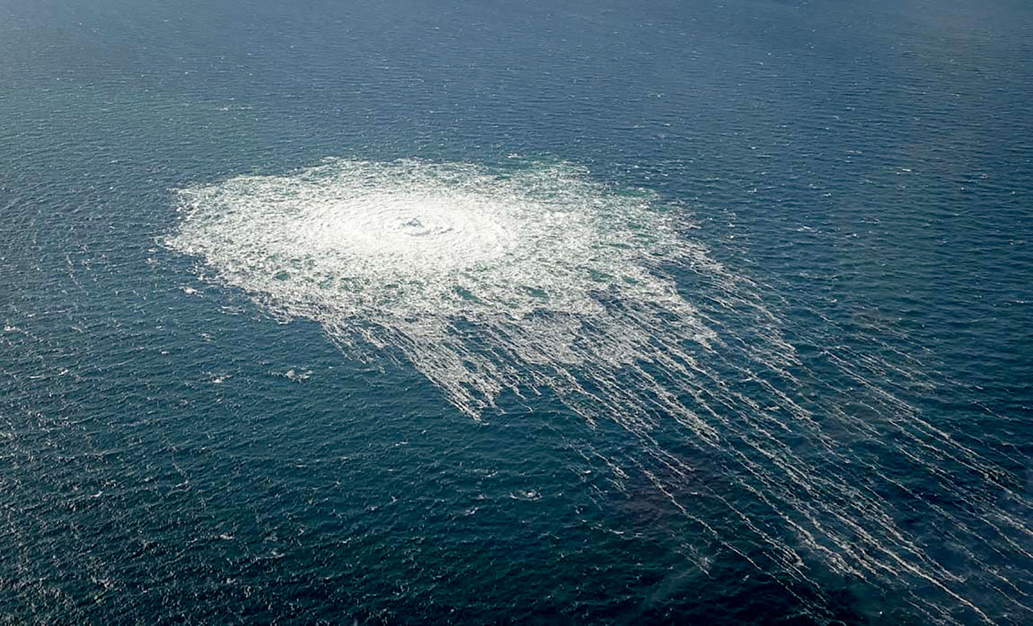 Explosions sous-marines des Gazoducs Nord Stream 1 et 2: une “attaque ...