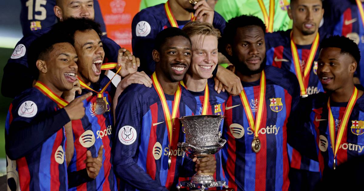 FC Barcelona overklast Real Madrid, Spaanse supercup eerste prijs onder Xavi: ‘Laatste jaren ...