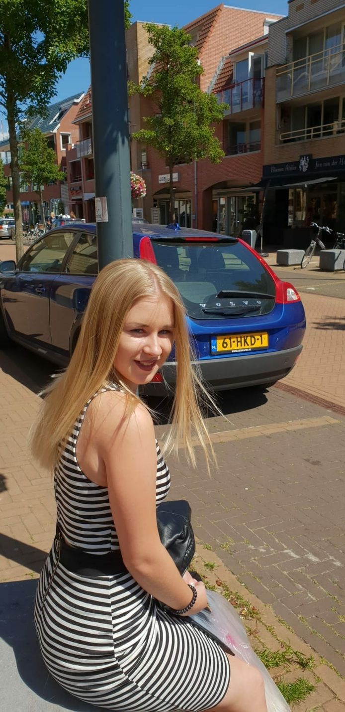 Vermiste Emily en Kirsten zijn terecht | Binnenland | AD.nl