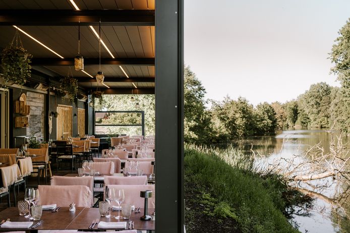 Eten aan het water: op deze 76 adresjes in Vlaanderen geniet je van ...